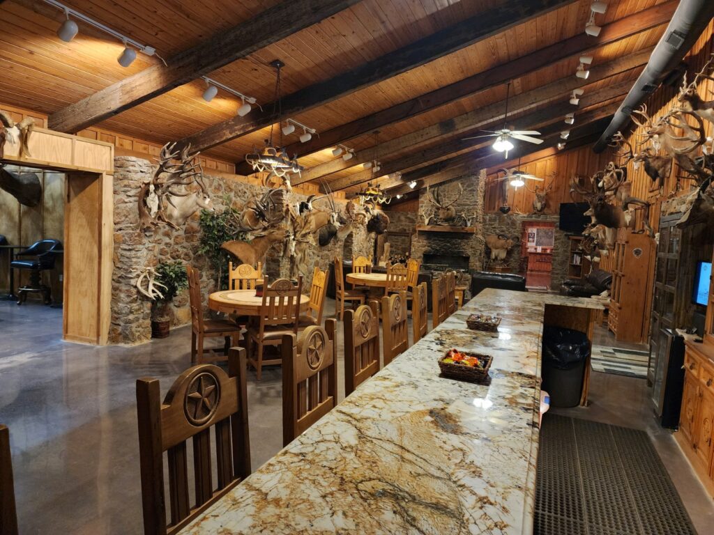 Lodging - Squaw Mountain Ranch